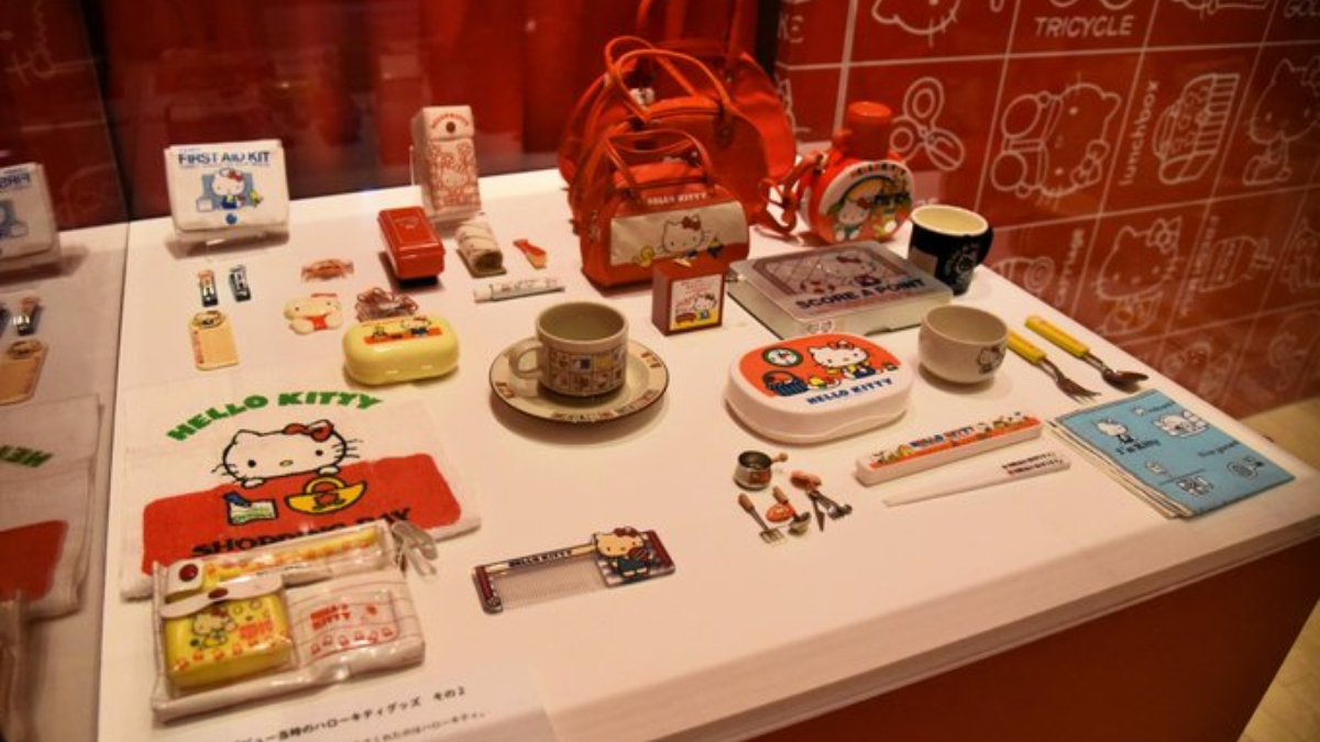 2025日本超人氣Hello Kitty特展 海外巡迴首站「Hello Kitty展－當我改變時，Kitty也跟著蛻變」 11/12 台北信義新光三越A11盛大登場！ - oneone宇宙